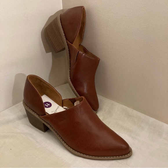 Universal Thread | Shoes | Universal Thread Cognacrylie Brown Faux ...